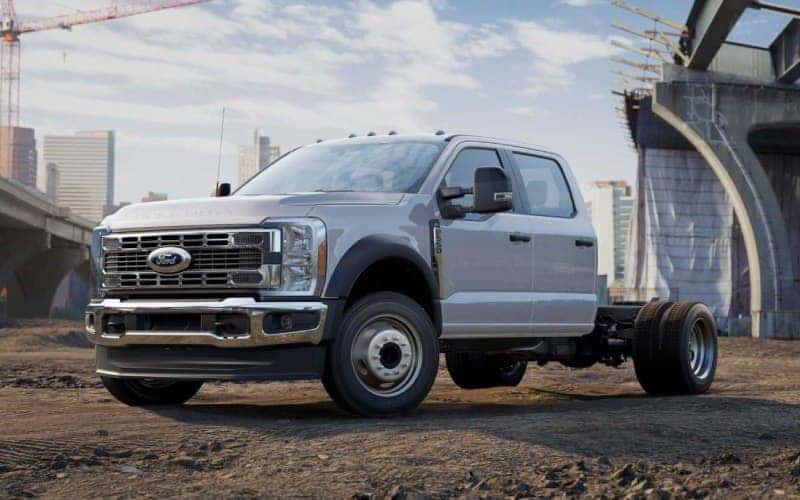 The Enduring Power of the 2025 Ford Chassis Cab F-350 XL Near ...