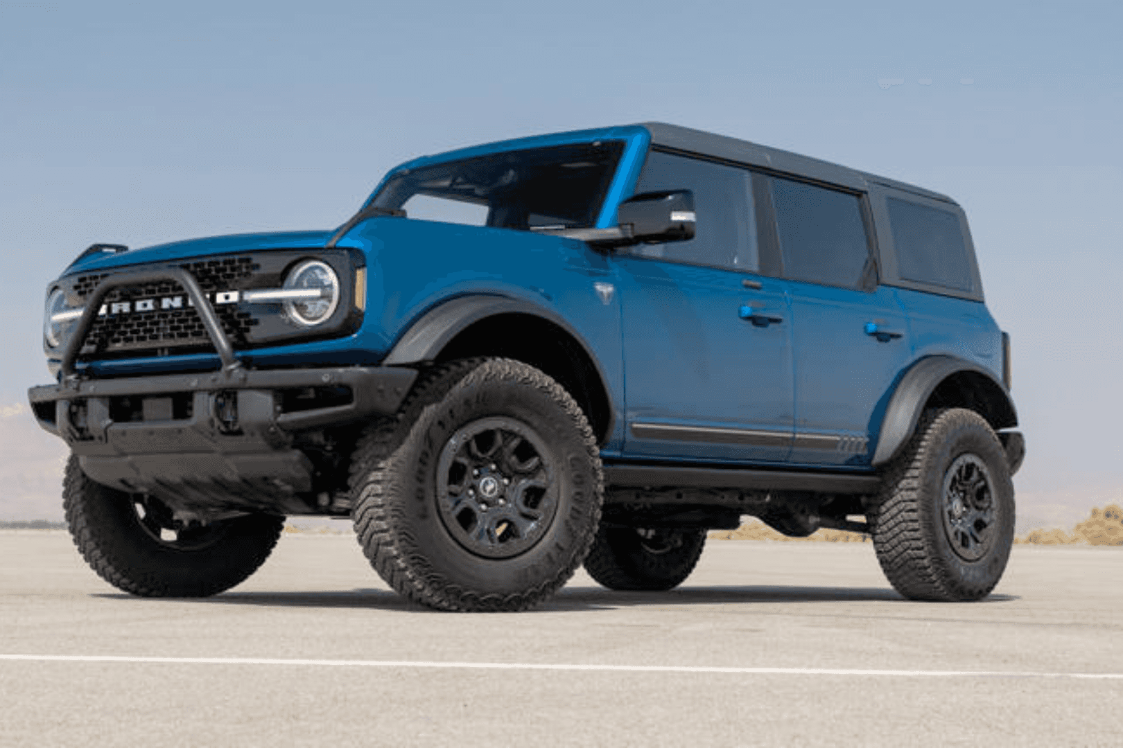 Ford Bronco vs. Jeep Wrangler: Which One Should You Choose? | Biener Ford