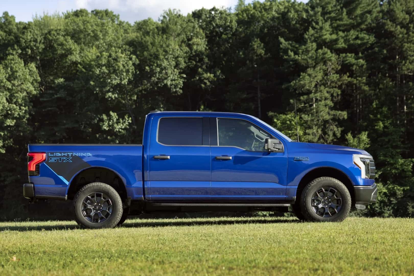 Meet the 2026 F‑150 Lightning STX | Diehl Ford of Beaver