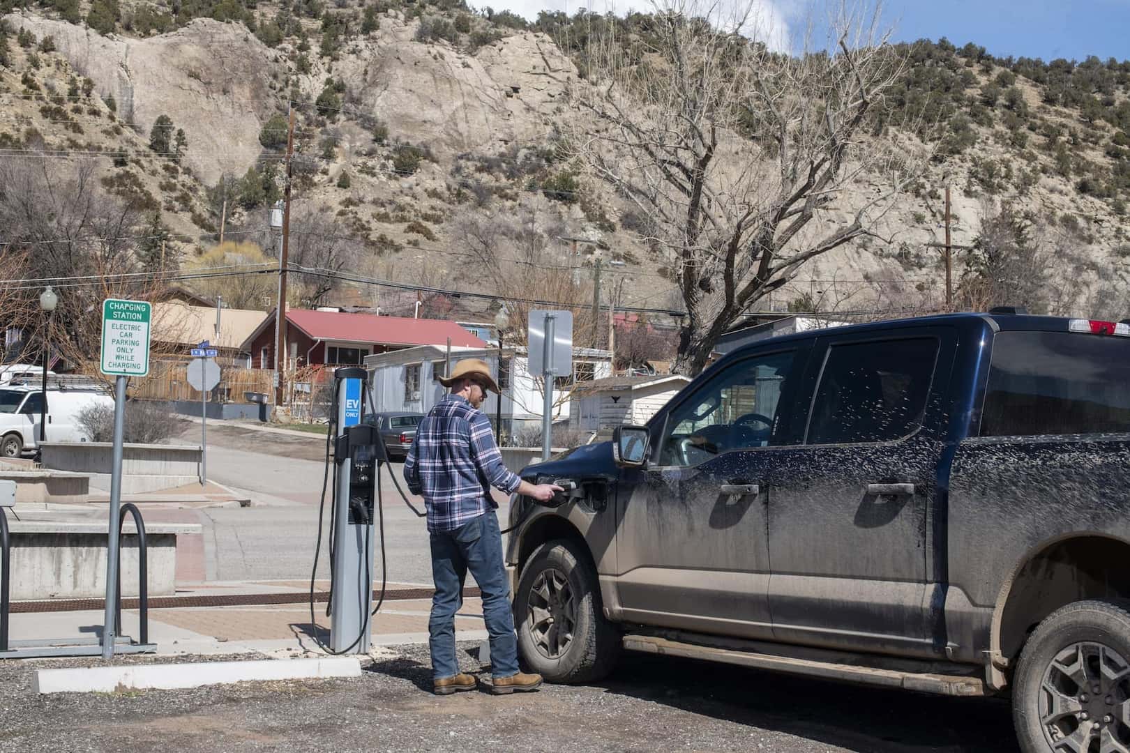 Tackling Life Off the Grid with the F-150 Lightning | Haldeman Ford of ...