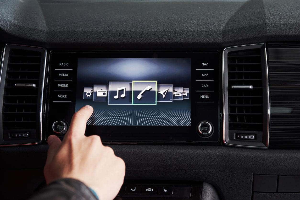 Car Infotainment Systems: Improve Your Commute