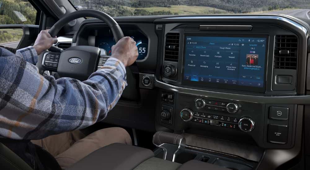 How the Ford F-150 Pulls Ahead of the Chevy Silverado 1500