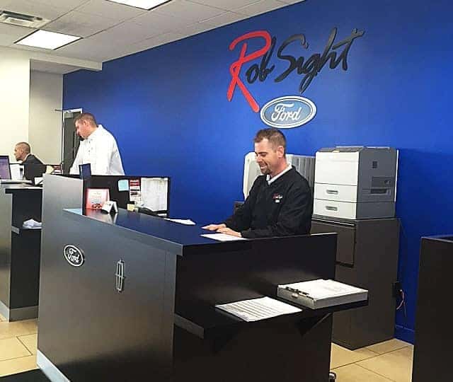 Rob Sight Ford serving outside areas like Overland Park and Olathe