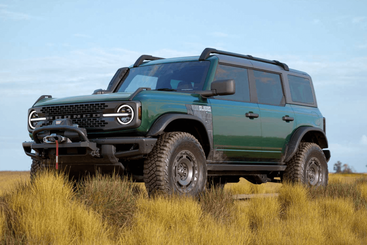 Why Buy a 2024 Ford Bronco? | New Ford Bronco near St. Louis